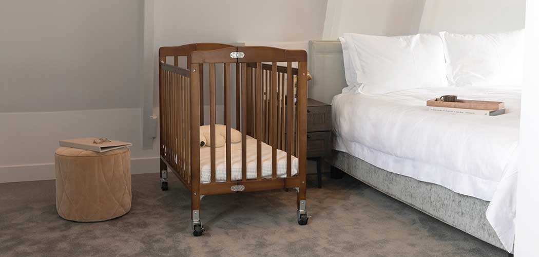 Hotel Baby Cots & Cot Bedding for Hotels | Foldable & Compact Cots